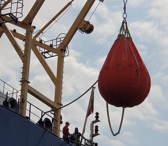 Lifeboat and davit load tests - BACTRIAN SERVICE PROJECT